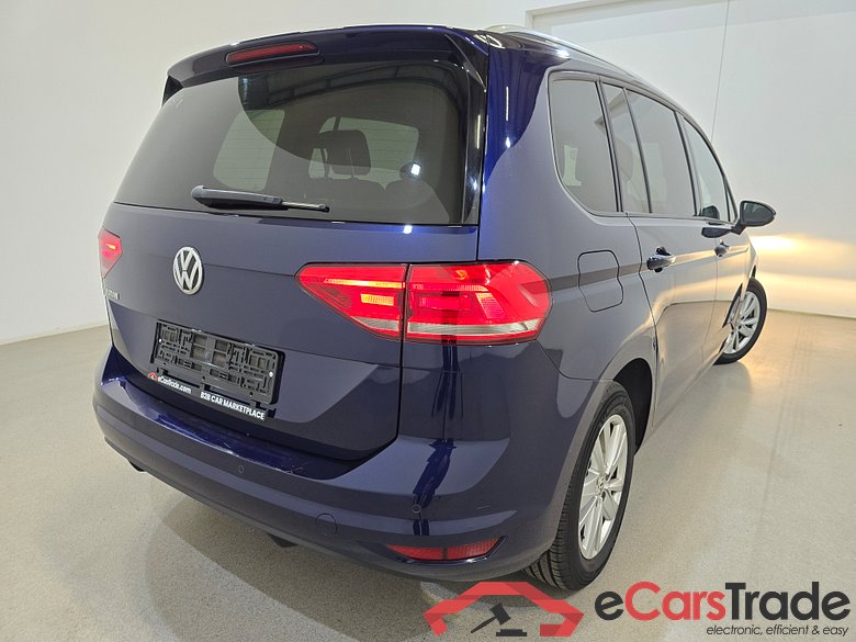 Volkswagen Touran 2020 folosit de vânzare | Licitație auto eCarsTrade ...