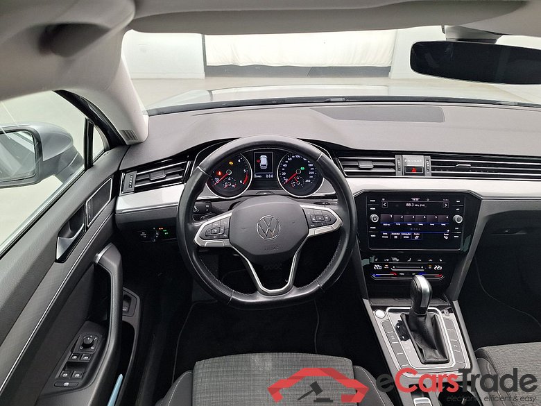 Volkswagen Passat Variant 2021 folosit de vânzare | Licitație auto ...